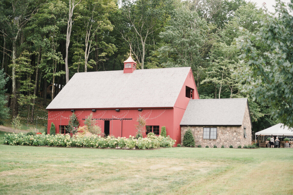 Imagery - June Farms Weddings