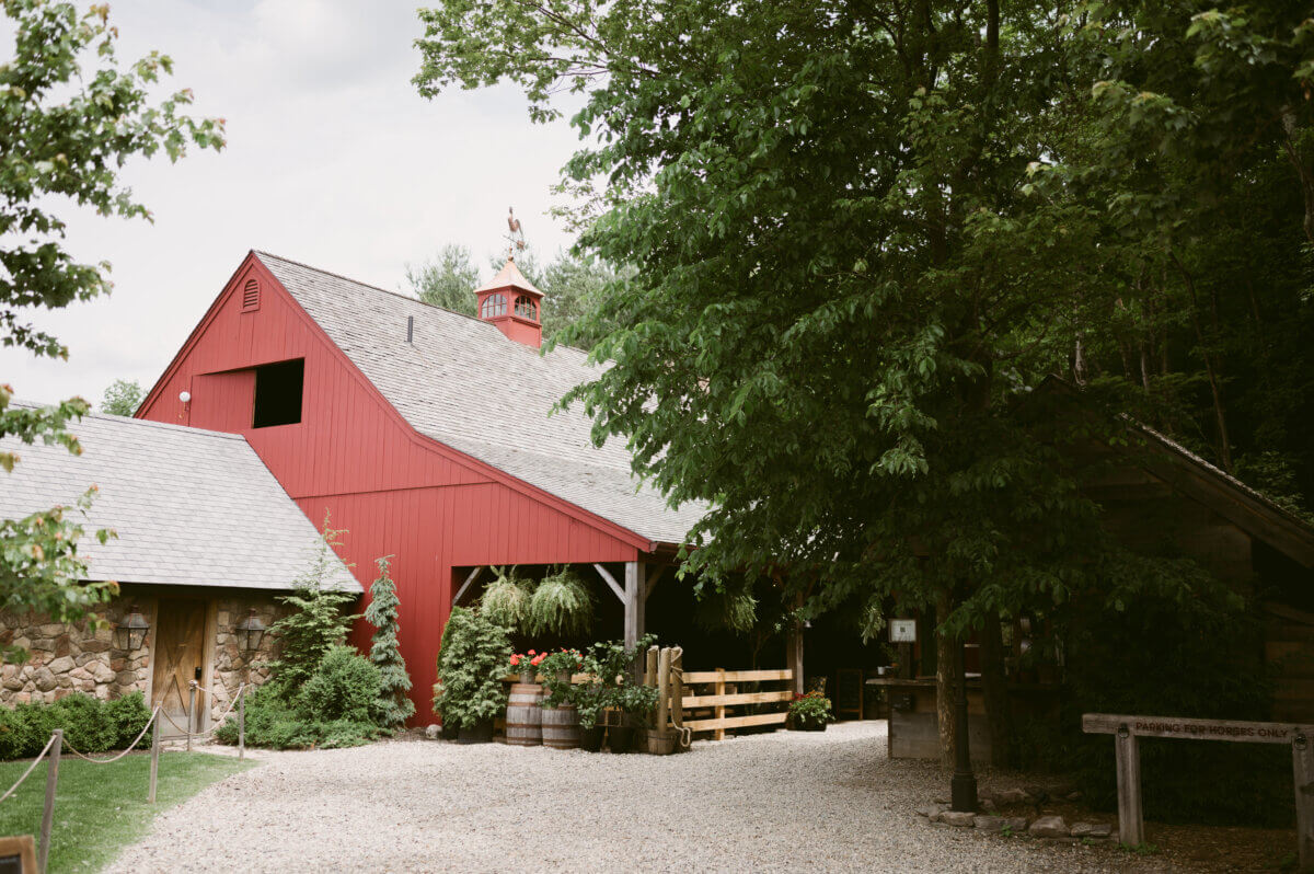 Imagery - June Farms Weddings